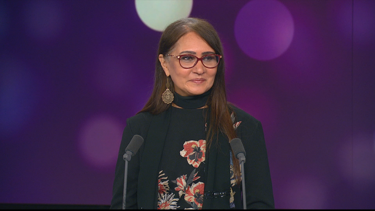 Ananda Devi, écrivaine : une invitation à un voyage littéraire inoubliable - À l'Affiche